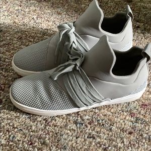 Steve Madden | Shoes | Steve Maddens Gray Lancer Sneaker | Poshmark